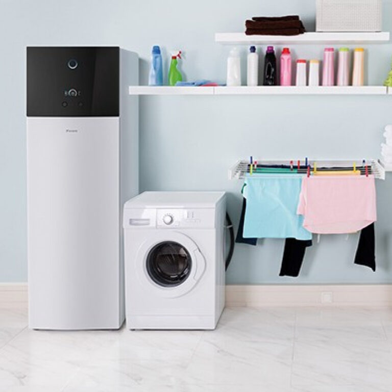 Daikin Altherma 3 ERGA 8 KW integreeritud boileriga 230L • 22° kraadi